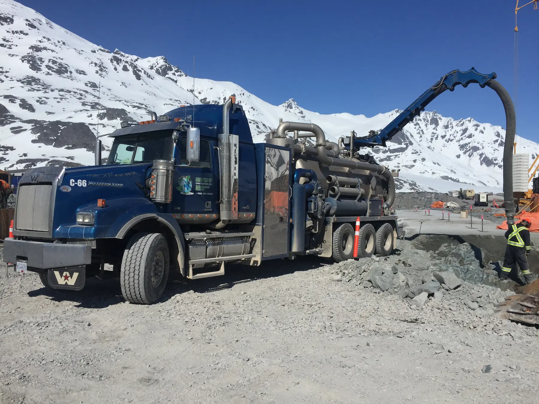 Hydro-Vac and Airvac Services | Load'Em Up